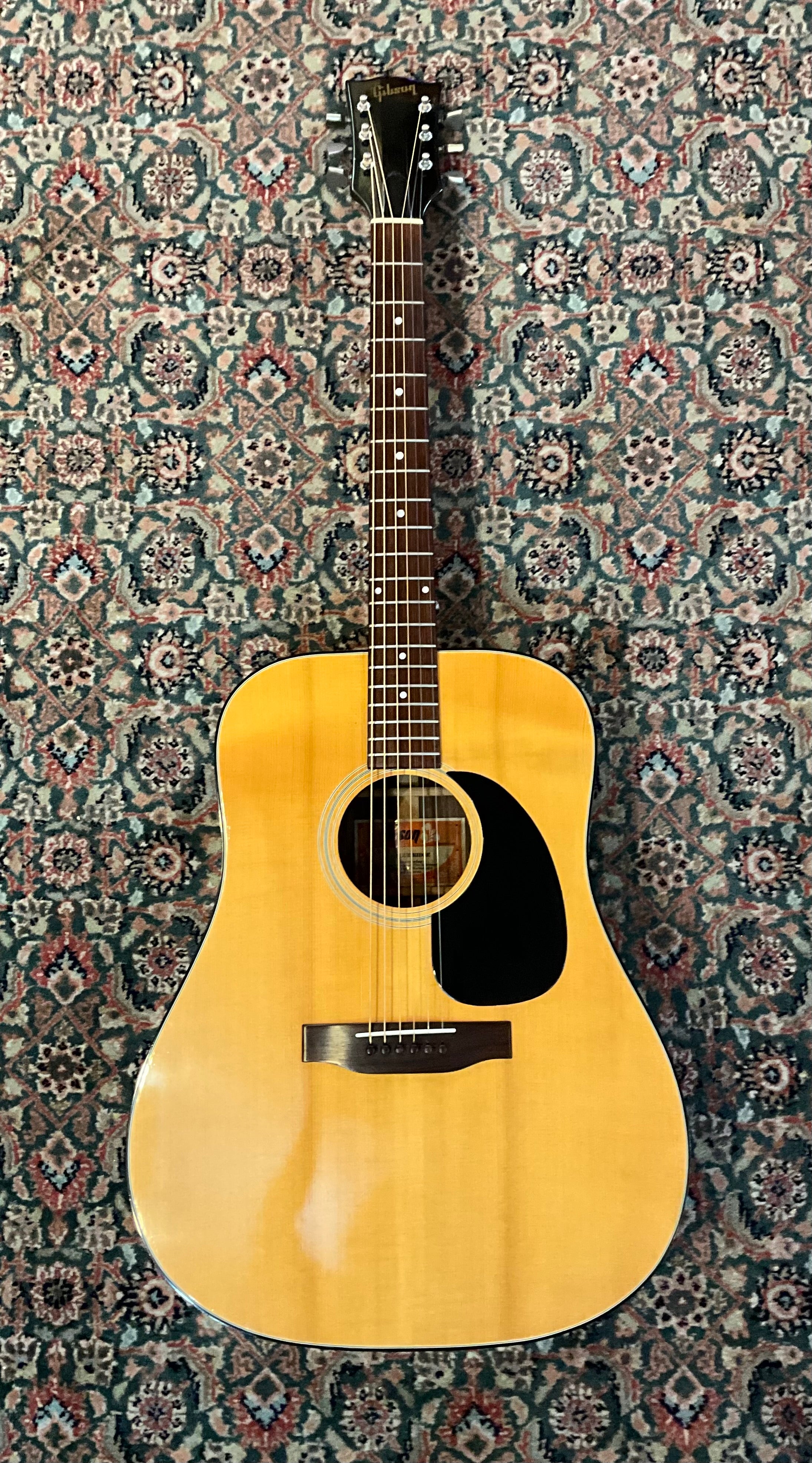Early 70s Gibson Blue Ridge – Galveston Guitar Lounge