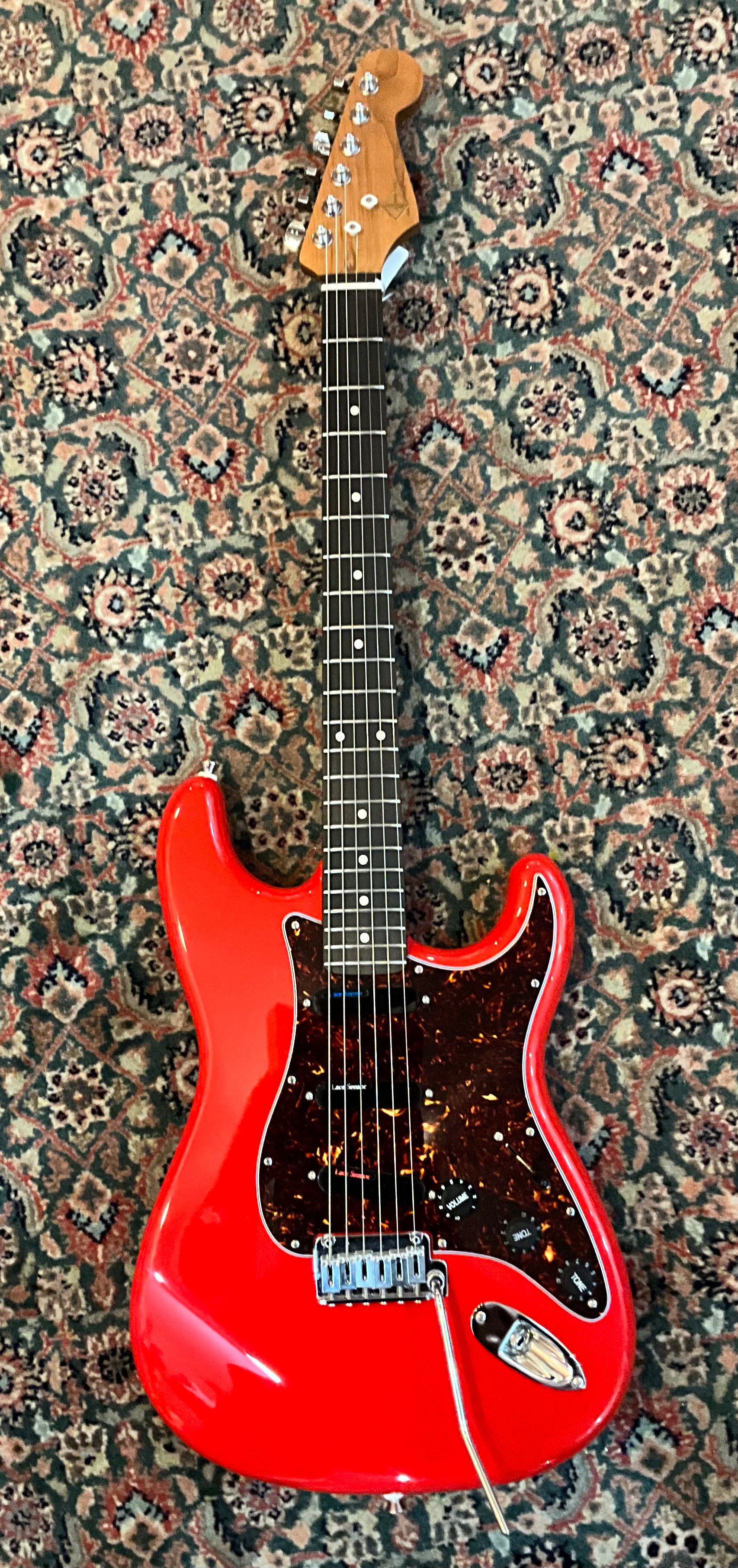 Fowlcon Guitar Company Custom Strat – Galveston Guitar Lounge