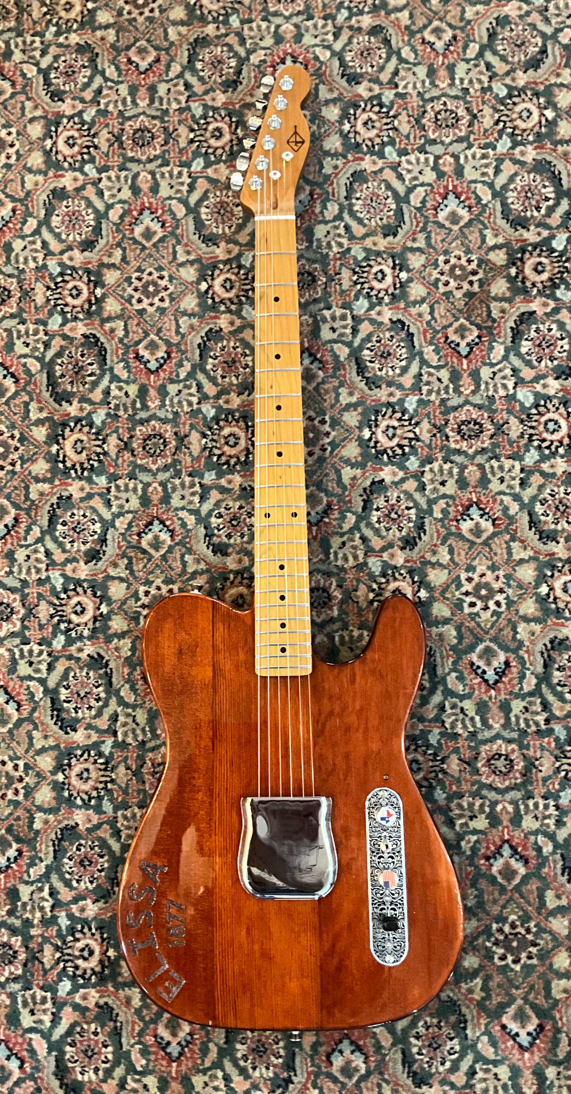 Elissa Guitar – Galveston Guitar Lounge